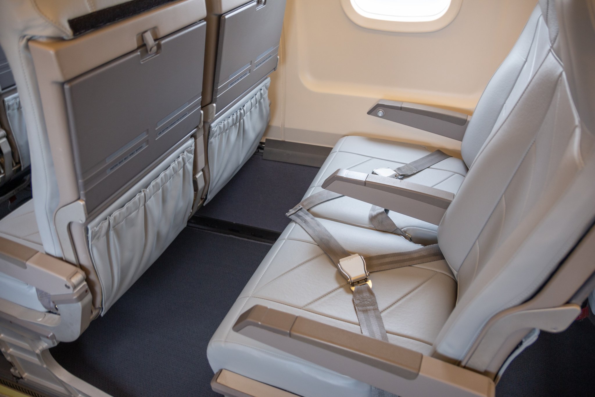 ERJ 135, 140 & 145 Semi-Private Interior Upgrade Options - C&L Aero