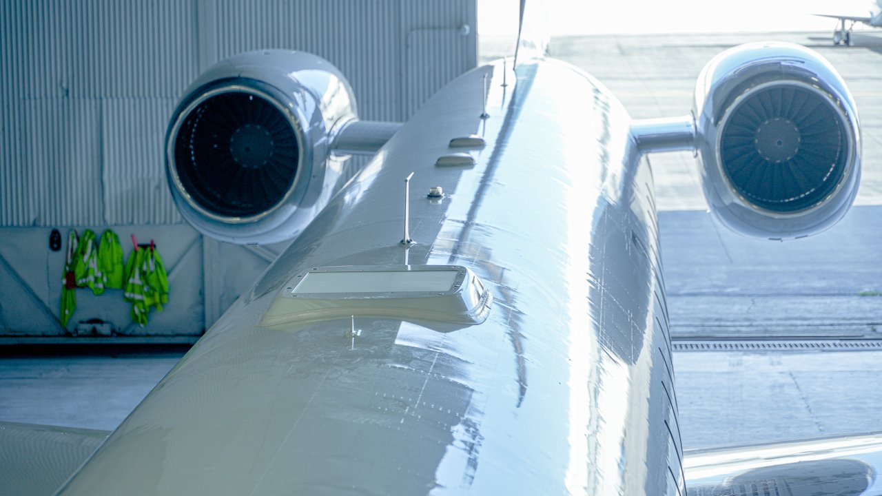 APU Model: APS2300 S/N: HSC-E0823604 - C&L Aero